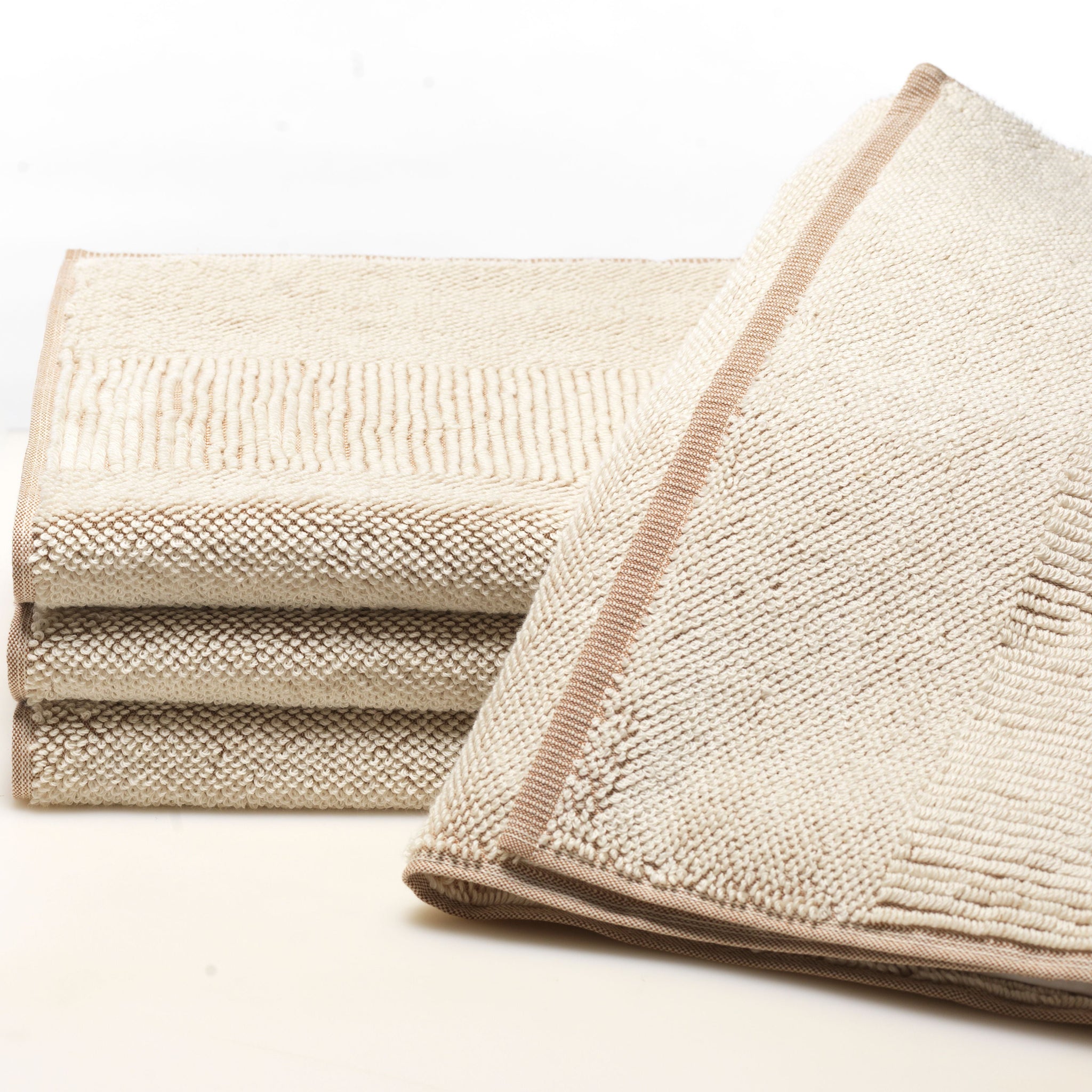 European Art Aura Beige Hand Towel