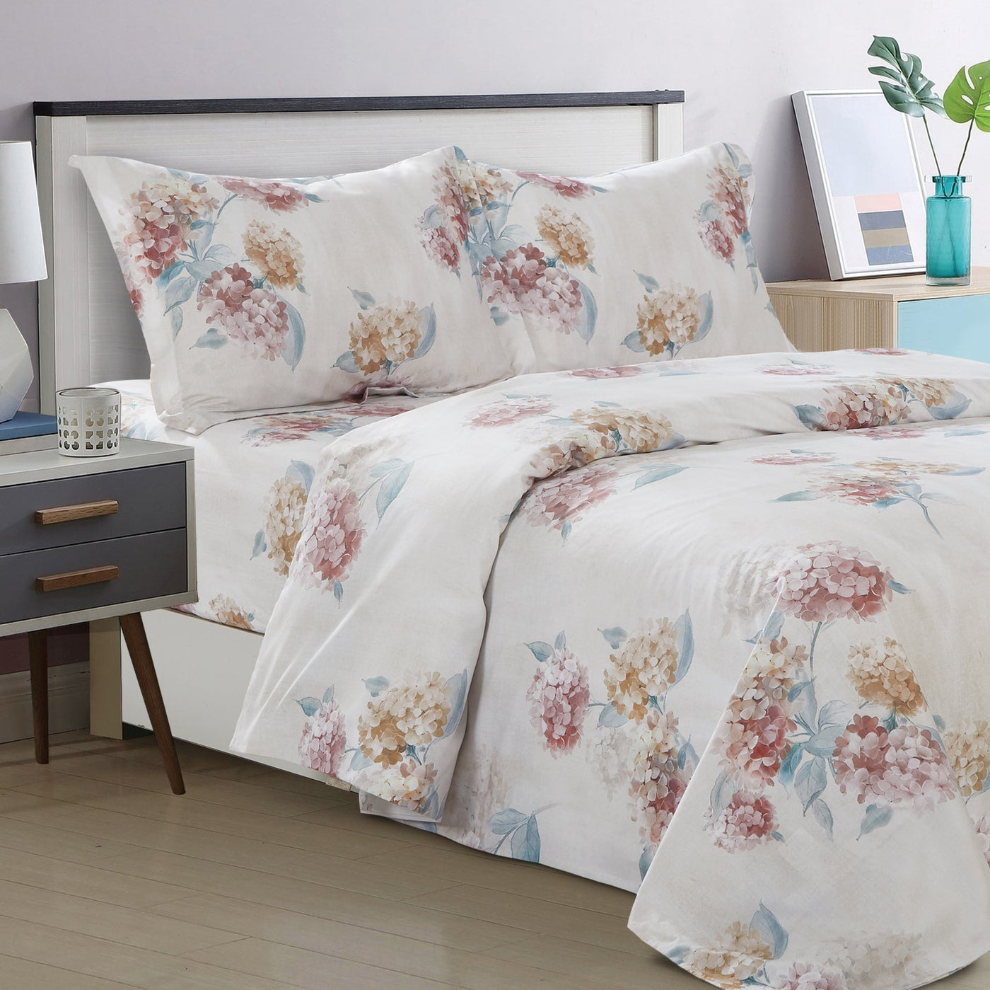 Violet Linen French Plantation 6 Piece Bedding Set