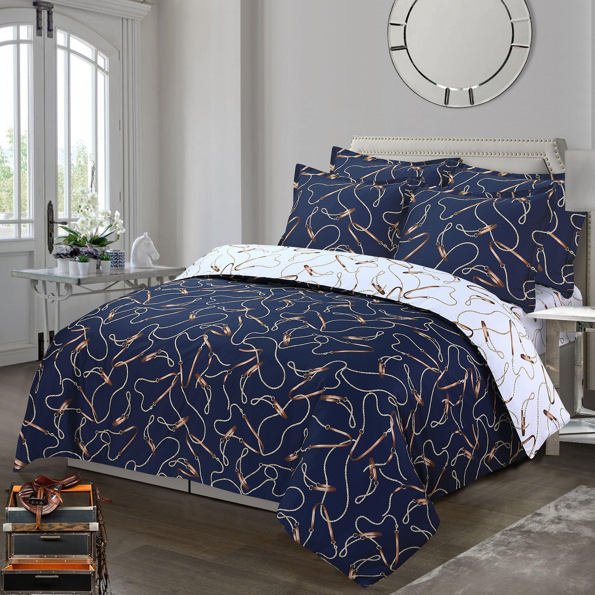 Elegant Linen Fendi Chain 4 Piece Bedding Set